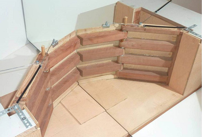 Houten opvouwbare sluisdeur wint innovatieprijs de Vernufteling - NEMO ...