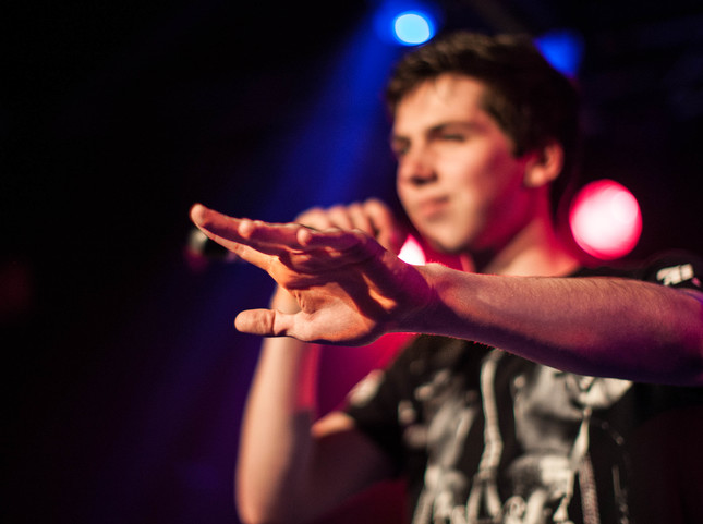 Tupac Shakur onderzocht door rapper en onderzoeker Steven Gilbers over ...