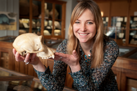 Anatoom Alice Roberts gaat op zoek naar de evolutionaire wortels van ...