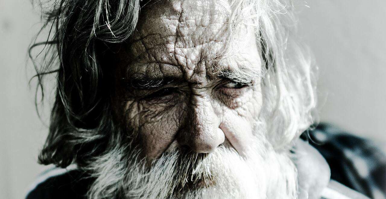 Vergeleken met het universum zijn we allemaal piepjong - NEMO Kennislink